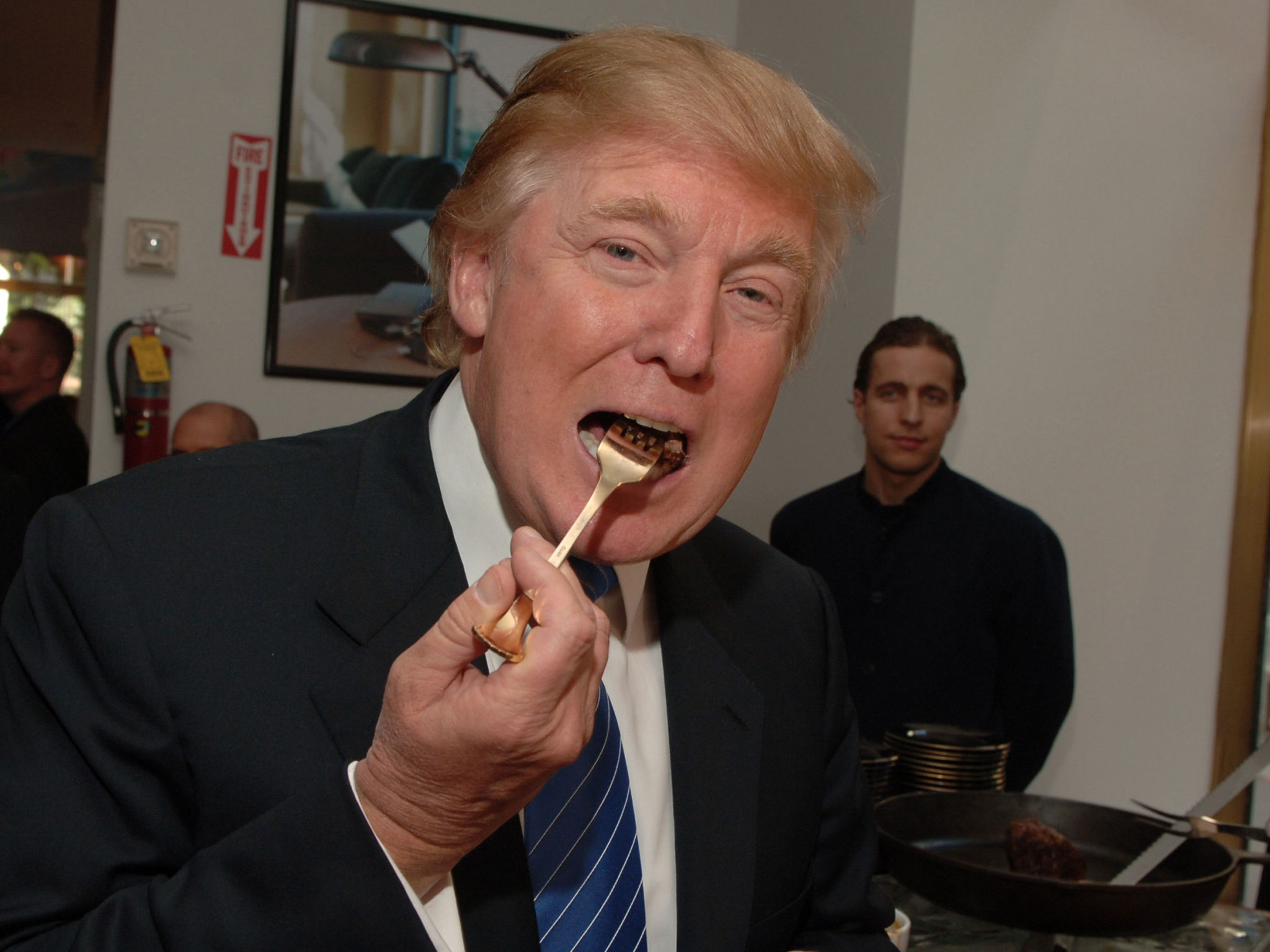 Beautiful Chocolate Cake Trump